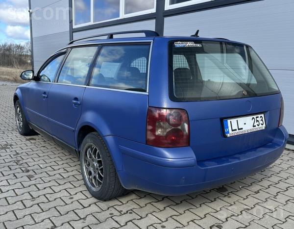 Zils Volkswagen Passat B5 2004 Balvi, ar dzinēja tilpumu 2.00 L un nobraukumu 374 tūkst. km par 1700 €, foto 8 vietnē AUTOMOTO.COM.LV