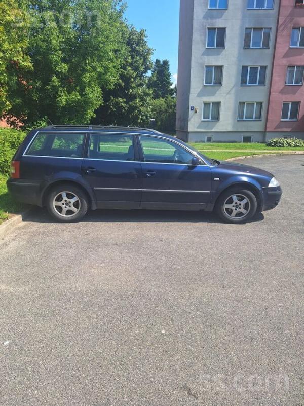 Zils Volkswagen Passat B5 2004 Rīga, ar dzinēja tilpumu 1.90 L un nobraukumu 291 tūkst. km par 1000 €, foto 1 vietnē AUTOMOTO.COM.LV