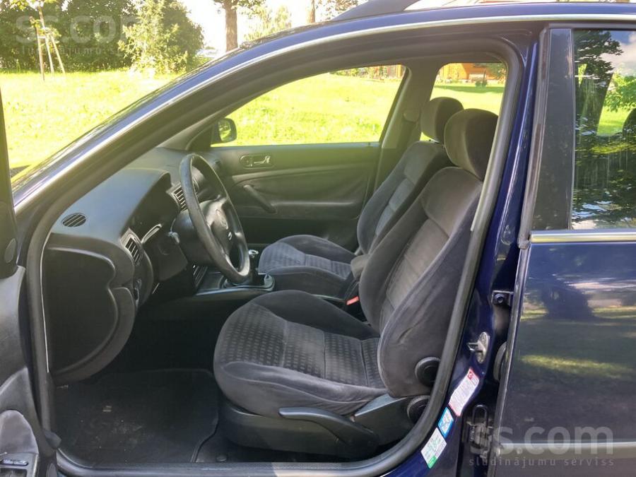 Zils Volkswagen Passat B5 2004 Jelgava, ar dzinēja tilpumu 1.90 L un nobraukumu 291 tūkst. km par 1390 €, foto 14 vietnē AUTOMOTO.COM.LV