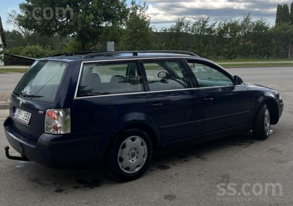 Blue Volkswagen Passat B5 2004 in Kraslava, with an engine capacity of 1.80 L and mileage of 333 thousand km for 1000 €, photo 7 on AUTOMOTO.COM.LV