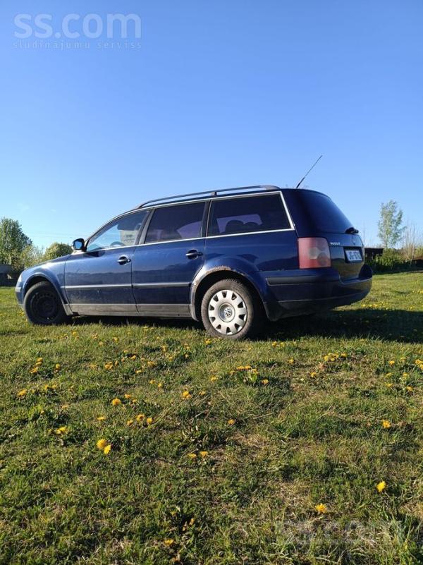 Blue Volkswagen Passat B5 2004 in Ventspils, with an engine capacity of 1.90 L and mileage of 366 thousand km for 450 €, photo 1 on AUTOMOTO.COM.LV