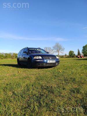 Zils Volkswagen Passat B5 2004 Ventspils, ar dzinēja tilpumu 1.90 L un nobraukumu 366 tūkst. km par 450 €, foto 3 vietnē AUTOMOTO.COM.LV