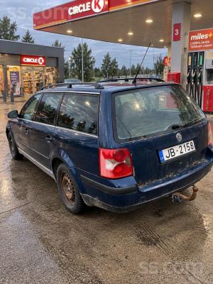 Blue Volkswagen Passat B5 2004 in Bauska, with an engine capacity of 1.90 L and mileage of 454 thousand km for 950 €, photo 1 on AUTOMOTO.COM.LV