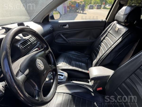 Blue Volkswagen Passat B5 2005 in Riga, with an engine capacity of 1.90 L and mileage of 466 thousand km for 1300 €, photo 10 on AUTOMOTO.COM.LV