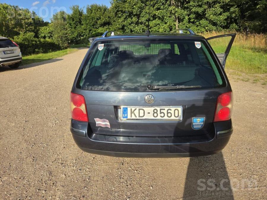 Zils Volkswagen Passat B5 2005 Daugavpils, ar dzinēja tilpumu 2.00 L un nobraukumu 335 tūkst. km par 2500 €, foto 8 vietnē AUTOMOTO.COM.LV