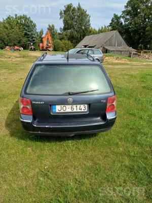 Blue Volkswagen Passat B5 2005 in Jelgava, with an engine capacity of 1.90 L and mileage of 480 thousand km for 1000 €, photo 4 on AUTOMOTO.COM.LV