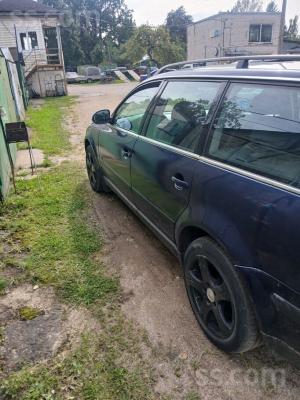 Zils Volkswagen Passat B5 2005 Rīga, ar dzinēja tilpumu 1.90 L un nobraukumu 297 tūkst. km par 1700 €, foto 3 vietnē AUTOMOTO.COM.LV