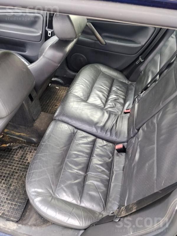 Volkswagen Passat B5 2006 Rēzekne vietnē Zils Volkswagen Passat B5 2006 Rēzekne, ar dzinēja tilpumu 1.90 L un nobraukumu 300 tūkst. km par 650 €, foto 7 vietnē AUTOMOTO.COM.LV