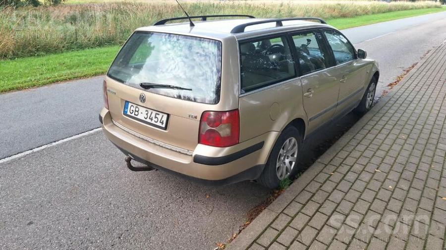 Brown Volkswagen Passat B5 2002 in Liepaja, with an engine capacity of 1.90 L and mileage of 542 thousand km for 1000 €, photo 3 on AUTOMOTO.COM.LV