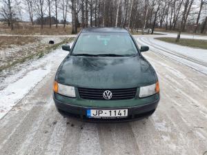 Zaļš Volkswagen Passat B5 1996 Madona, ar dzinēja tilpumu 1.60 L un nobraukumu 231 tūkst. km par 1000 €, foto 15 vietnē AUTOMOTO.COM.LV