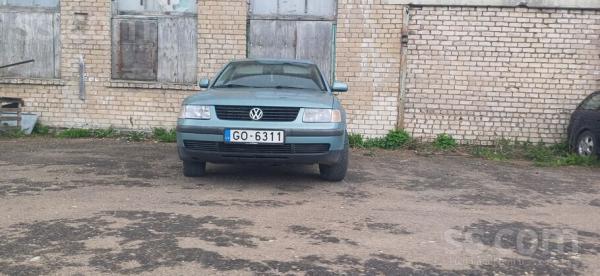 Zaļš Volkswagen Passat B5 1997 Ogre, ar dzinēja tilpumu 1.80 L un nobraukumu 270 tūkst. km par 850 €, foto 2 vietnē AUTOMOTO.COM.LV