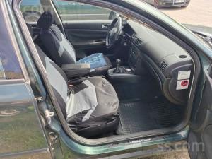 Zaļš Volkswagen Passat B5 1997 Liepāja, ar dzinēja tilpumu 1.80 L un nobraukumu 251 tūkst. km par 1200 €, foto 8 vietnē AUTOMOTO.COM.LV