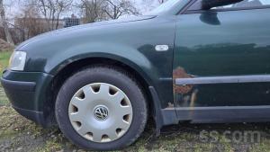 Zaļš Volkswagen Passat B5 1999 Ventspils, ar dzinēja tilpumu 1.90 L un nobraukumu 533 tūkst. km par 1350 €, foto 12 vietnē AUTOMOTO.COM.LV