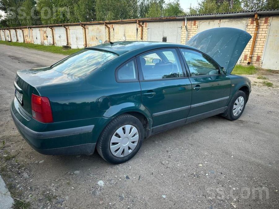 Zaļš Volkswagen Passat B5 1999 Rēzekne, ar dzinēja tilpumu 1.80 L un nobraukumu 350 tūkst. km par 1350 €, foto 3 vietnē AUTOMOTO.COM.LV