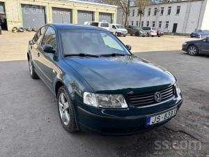 Green Volkswagen Passat B5 2000 in Riga, with an engine capacity of 1.90 L and mileage of 329 thousand km for 1800 €, photo 3 on AUTOMOTO.COM.LV