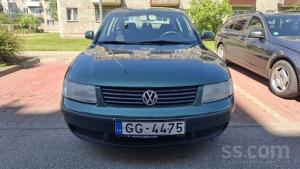 Zaļš Volkswagen Passat B5 2000 Daugavpils, ar dzinēja tilpumu 1.60 L un nobraukumu 217 tūkst. km par 650 €, foto 3 vietnē AUTOMOTO.COM.LV