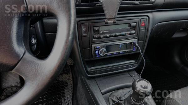 Zaļš Volkswagen Passat B5 2000 Daugavpils, ar dzinēja tilpumu 1.60 L un nobraukumu 217 tūkst. km par 850 €, foto 2 vietnē AUTOMOTO.COM.LV