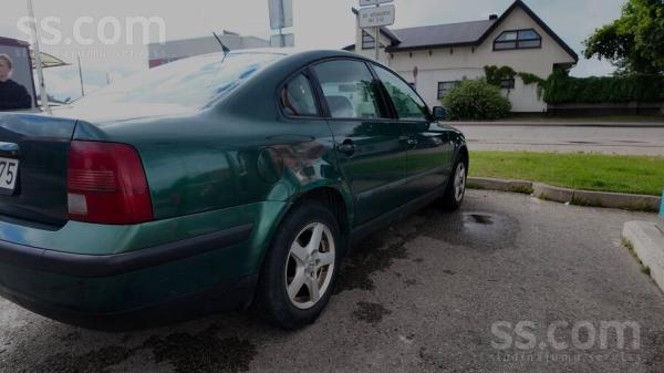Zaļš Volkswagen Passat B5 2000 Daugavpils, ar dzinēja tilpumu 1.60 L un nobraukumu 217 tūkst. km par 850 €, foto 6 vietnē AUTOMOTO.COM.LV