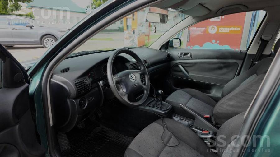 Zaļš Volkswagen Passat B5 2000 Daugavpils, ar dzinēja tilpumu 1.60 L un nobraukumu 216 tūkst. km par 700 €, foto 12 vietnē AUTOMOTO.COM.LV