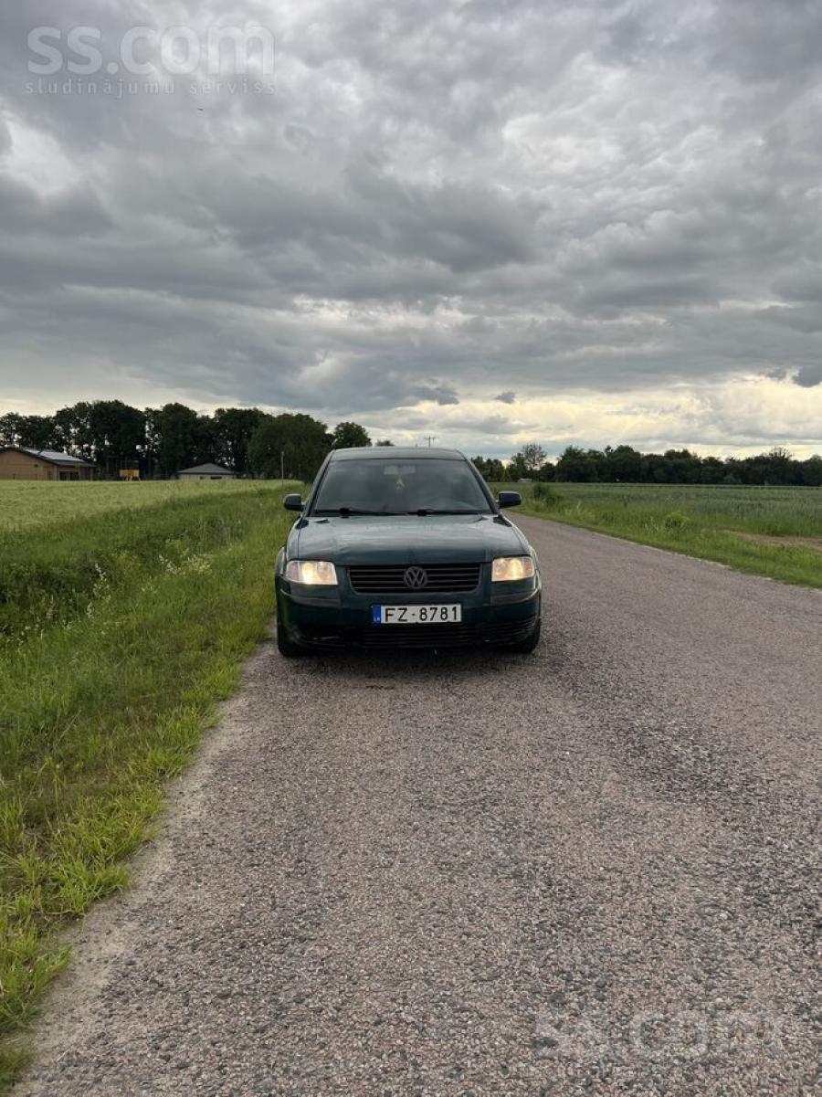 Zaļš Volkswagen Passat B5 2001 Rīga, ar dzinēja tilpumu 1.90 L un nobraukumu 481 tūkst. km par 1200 €, foto 5 vietnē AUTOMOTO.COM.LV