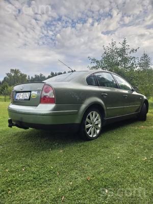 Zaļš Volkswagen Passat B5 2001 Rīga, ar dzinēja tilpumu 2.00 L un nobraukumu 331 tūkst. km par 1380 €, foto 3 vietnē AUTOMOTO.COM.LV