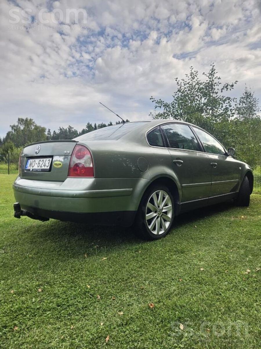 Zaļš Volkswagen Passat B5 2001 Rīga, ar dzinēja tilpumu 2.00 L un nobraukumu 331 tūkst. km par 1380 €, foto 3 vietnē AUTOMOTO.COM.LV