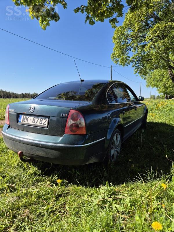 Zaļš Volkswagen Passat B5 2002 Rīga, ar dzinēja tilpumu 1.90 L un nobraukumu 405 tūkst. km par 1200 €, foto 5 vietnē AUTOMOTO.COM.LV