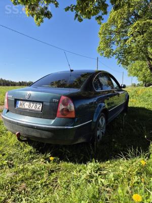 Zaļš Volkswagen Passat B5 2002 Rīga, ar dzinēja tilpumu 1.90 L un nobraukumu 405 tūkst. km par 400 €, foto 5 vietnē AUTOMOTO.COM.LV