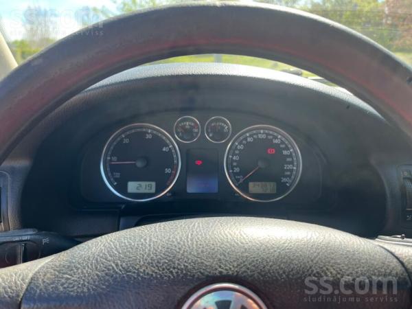 Green Volkswagen Passat B5 2003 in Ventspils, with an engine capacity of 1.90 L and mileage of 350 thousand km for 700 €, photo 6 on AUTOMOTO.COM.LV