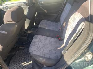 Zaļš Volkswagen Passat B5 1996 Ogre, ar dzinēja tilpumu 1.90 L un nobraukumu 351 tūkst. km par 800 €, foto 5 vietnē AUTOMOTO.COM.LV