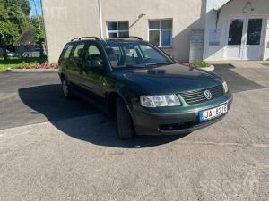 Zaļš Volkswagen Passat B5 1996 Ogre, ar dzinēja tilpumu 1.90 L un nobraukumu 351 tūkst. km par 800 €, foto 9 vietnē AUTOMOTO.COM.LV