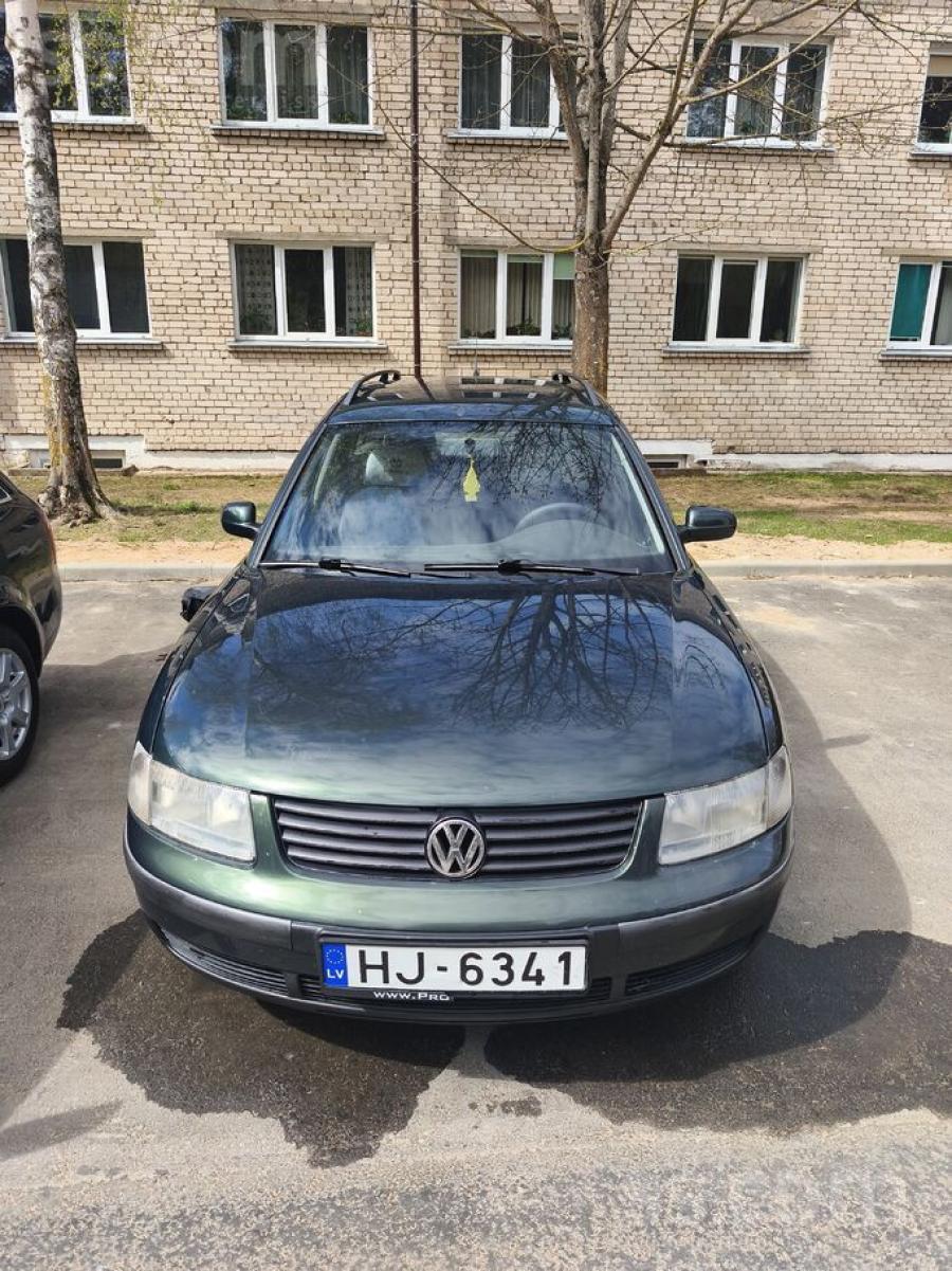 Zaļš Volkswagen Passat B5 1997 Daugavpils, ar dzinēja tilpumu 1.90 L un nobraukumu 448 tūkst. km par 1300 €, foto 17 vietnē AUTOMOTO.COM.LV
