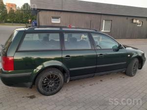 Green Volkswagen Passat B5 1998 in Preili, with an engine capacity of 1.90 L and mileage of 359 thousand km for 1000 €, photo 5 on AUTOMOTO.COM.LV