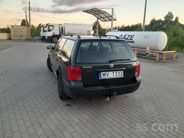 Zaļš Volkswagen Passat B5 1998 Preiļi, ar dzinēja tilpumu 1.90 L un nobraukumu 359 tūkst. km par 1000 €, foto 9 vietnē AUTOMOTO.COM.LV