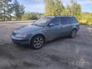 Zaļš Volkswagen Passat B5 1999 Madona, ar dzinēja tilpumu 1.90 L un nobraukumu 375 tūkst. km par 1000 €, foto 3 vietnē AUTOMOTO.COM.LV