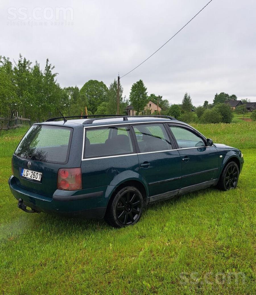 Zaļš Volkswagen Passat B5 2001 Rēzekne, ar dzinēja tilpumu 1.90 L un nobraukumu 400 tūkst. km par 400 €, foto 5 vietnē AUTOMOTO.COM.LV