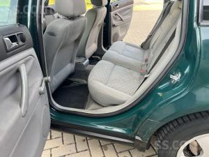 Зеленый Фольксваген Пассат Б5 2001 в Резекне, объемом двигателя 1.90 л и пробегом 255 тыс. км за 1750 €, фото 11 на AUTOMOTO.COM.LV