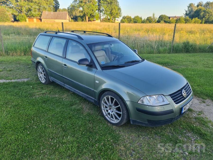 Green Volkswagen Passat B5 2002 in Riga, with an engine capacity of 1.80 L and mileage of 426 thousand km for 1810 €, photo 1 on AUTOMOTO.COM.LV