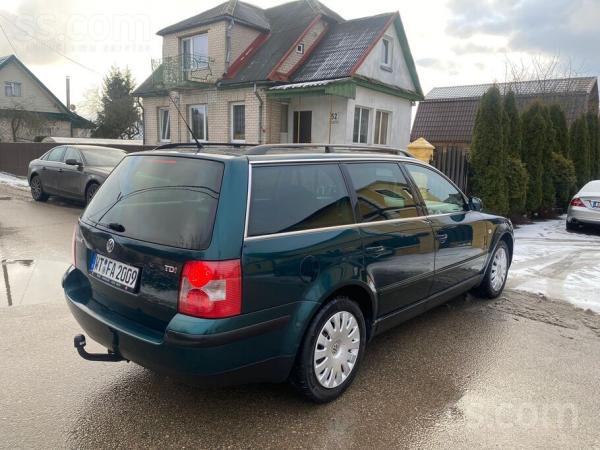 Zaļš Volkswagen Passat B5 2002 Daugavpils, ar dzinēja tilpumu 1.90 L un nobraukumu 0 tūkst. km par 2450 €, foto 5 vietnē AUTOMOTO.COM.LV