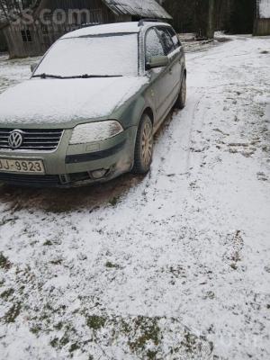 Zaļš Volkswagen Passat B5 2003 Aizkraukle, ar dzinēja tilpumu 1.90 L un nobraukumu 492 tūkst. km par 1200 €, foto 2 vietnē AUTOMOTO.COM.LV