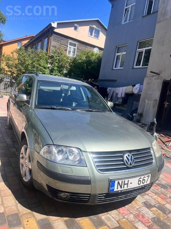 Zaļš Volkswagen Passat B5 2003 Limbaži, ar dzinēja tilpumu 1.90 L un nobraukumu 331 tūkst. km par 3495 €, foto 2 vietnē AUTOMOTO.COM.LV