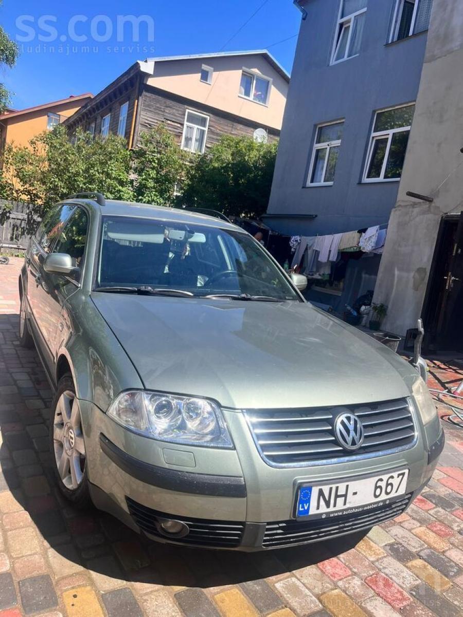 Zaļš Volkswagen Passat B5 2003 Limbaži, ar dzinēja tilpumu 1.90 L un nobraukumu 331 tūkst. km par 3495 €, foto 3 vietnē AUTOMOTO.COM.LV