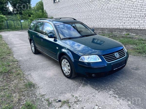 Zaļš Volkswagen Passat B5 2003 Daugavpils, ar dzinēja tilpumu 1.90 L un nobraukumu 281 tūkst. km par 2249 €, foto 2 vietnē AUTOMOTO.COM.LV
