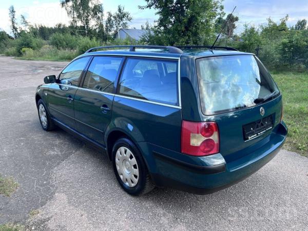 Zaļš Volkswagen Passat B5 2003 Daugavpils, ar dzinēja tilpumu 1.90 L un nobraukumu 281 tūkst. km par 2249 €, foto 3 vietnē AUTOMOTO.COM.LV