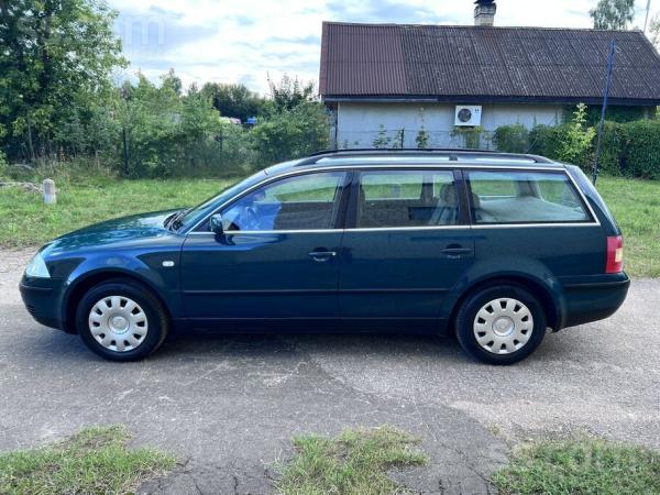 Zaļš Volkswagen Passat B5 2003 Daugavpils, ar dzinēja tilpumu 1.90 L un nobraukumu 281 tūkst. km par 2249 €, foto 5 vietnē AUTOMOTO.COM.LV
