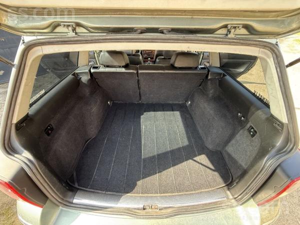 Zaļš Volkswagen Passat B5 2003 Jelgava, ar dzinēja tilpumu 1.90 L un nobraukumu 421 tūkst. km par 2800 €, foto 7 vietnē AUTOMOTO.COM.LV