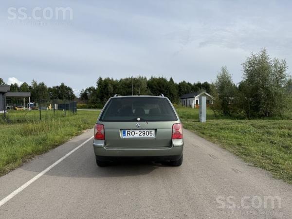 Green Volkswagen Passat B5 2003 in Riga, with an engine capacity of 1.80 L and mileage of 220 thousand km for 2500 €, photo 5 on AUTOMOTO.COM.LV