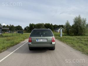 Green Volkswagen Passat B5 2003 in Riga, with an engine capacity of 1.80 L and mileage of 220 thousand km for 2500 €, photo 6 on AUTOMOTO.COM.LV