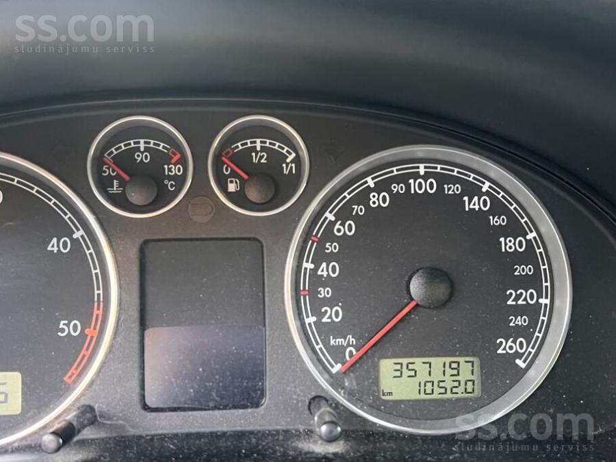 Zaļš Volkswagen Passat B5 2003 Rīga, ar dzinēja tilpumu 1.90 L un nobraukumu 357 tūkst. km par 1200 €, foto 7 vietnē AUTOMOTO.COM.LV