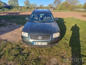 Zaļš Volkswagen Passat B5 2004 Daugavpils, ar dzinēja tilpumu 1.90 L un nobraukumu 355 tūkst. km par 1150 €, foto 1 vietnē AUTOMOTO.COM.LV